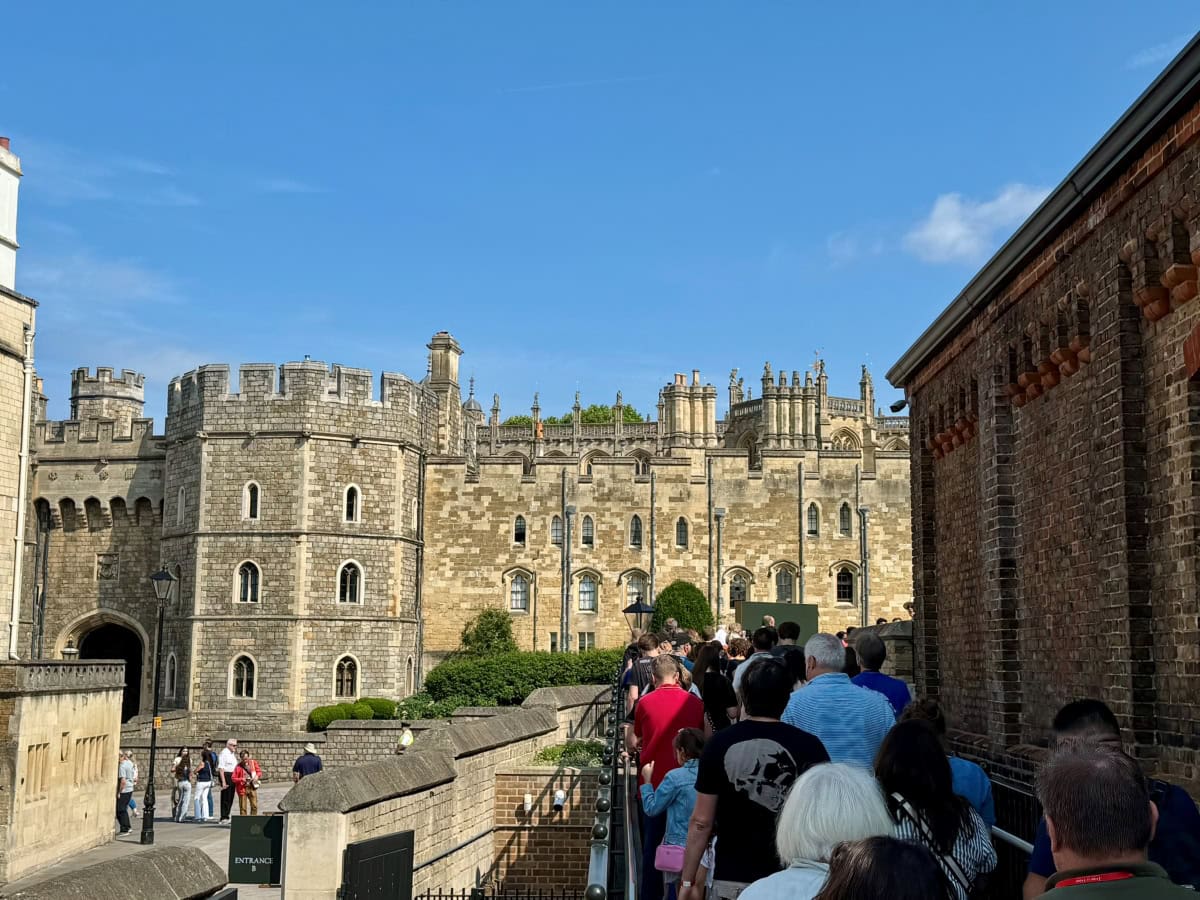 Our day trip to Stonehenge, Windsor, Bath from London: Tour Review ...
